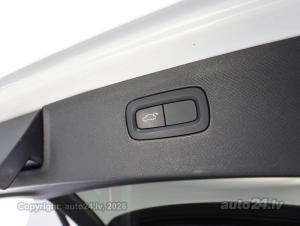 Balts Volvo XC90 2019 Tallina, ar dzinēja tilpumu 1.97 L un nobraukumu 94 tūkst. km par 42900 €, foto 27 vietnē AUTOMOTO.COM.LV