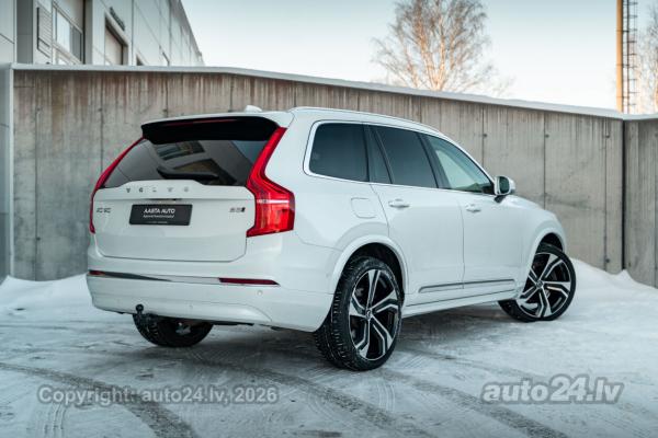 White Volvo XC90 2022 in Tartu, with an engine capacity of 2.00 L and mileage of 127 thousand km for 48900 €, photo 2 on AUTOMOTO.COM.LV