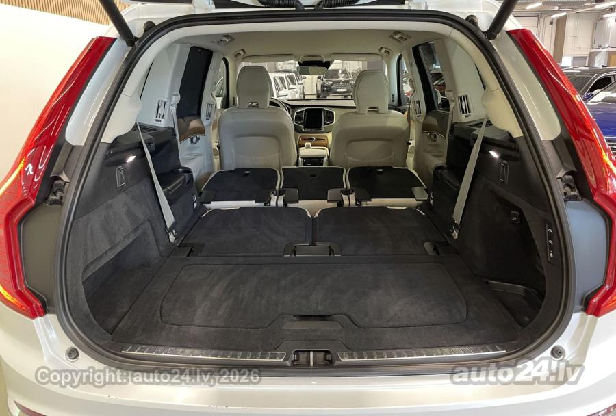 Balts Volvo XC90 2022 Tallina, ar dzinēja tilpumu 2.00 L un nobraukumu 147 tūkst. km par 35990 €, foto 24 vietnē AUTOMOTO.COM.LV