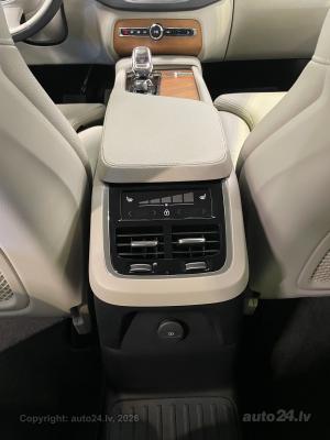 Balts Volvo XC90 2022 Tallina, ar dzinēja tilpumu 2.00 L un nobraukumu 147 tūkst. km par 35990 €, foto 26 vietnē AUTOMOTO.COM.LV