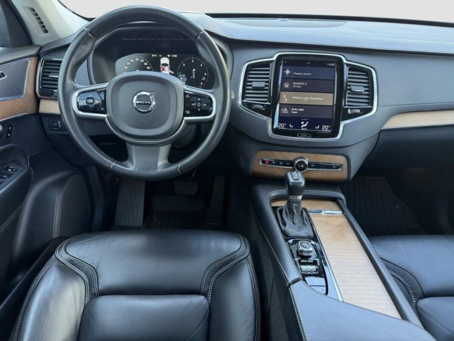 White Volvo XC90 2028 in Parnu, with an engine capacity of 2.00 L and mileage of 98 thousand km for 34900 €, photo 8 on AUTOMOTO.COM.LV