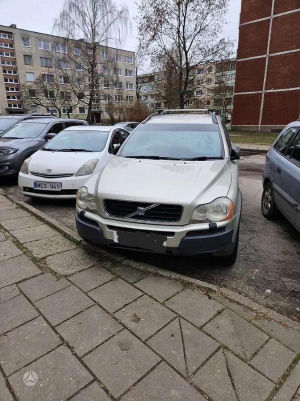 Dzeltens Volvo XC90 2005 Viļņa, ar dzinēja tilpumu 2.40 L un nobraukumu 250 tūkst. km par 3000 €, foto 2 vietnē AUTOMOTO.COM.LV