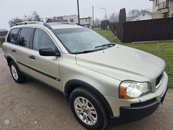 Yellow Volvo XC90 2006 in Kaunas, with an engine capacity of 2.40 L and mileage of 283 thousand km for 4450 €, photo 1 on AUTOMOTO.COM.LV