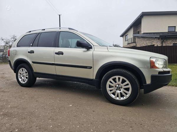Yellow Volvo XC90 2006 in Kaunas, with an engine capacity of 2.40 L and mileage of 283 thousand km for 4450 €, photo 5 on AUTOMOTO.COM.LV