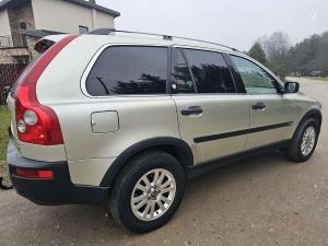 Yellow Volvo XC90 2006 in Kaunas, with an engine capacity of 2.40 L and mileage of 283 thousand km for 4450 €, photo 7 on AUTOMOTO.COM.LV