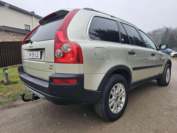Yellow Volvo XC90 2006 in Kaunas, with an engine capacity of 2.40 L and mileage of 283 thousand km for 4450 €, photo 8 on AUTOMOTO.COM.LV