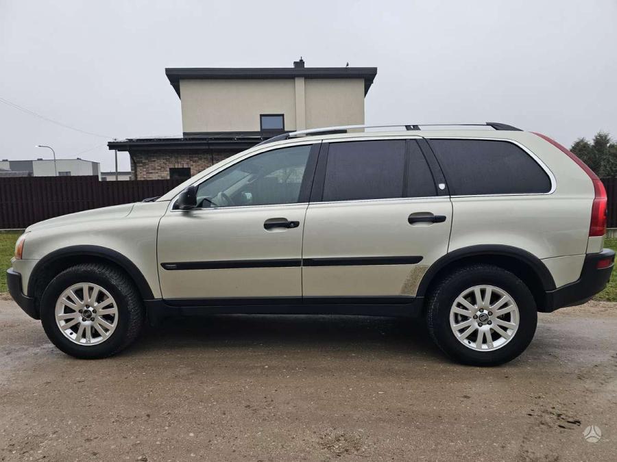 Yellow Volvo XC90 2006 in Kaunas, with an engine capacity of 2.40 L and mileage of 283 thousand km for 4450 €, photo 14 on AUTOMOTO.COM.LV