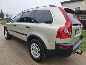 Yellow Volvo XC90 2006 in Kaunas, with an engine capacity of 2.40 L and mileage of 283 thousand km for 4450 €, photo 16 on AUTOMOTO.COM.LV