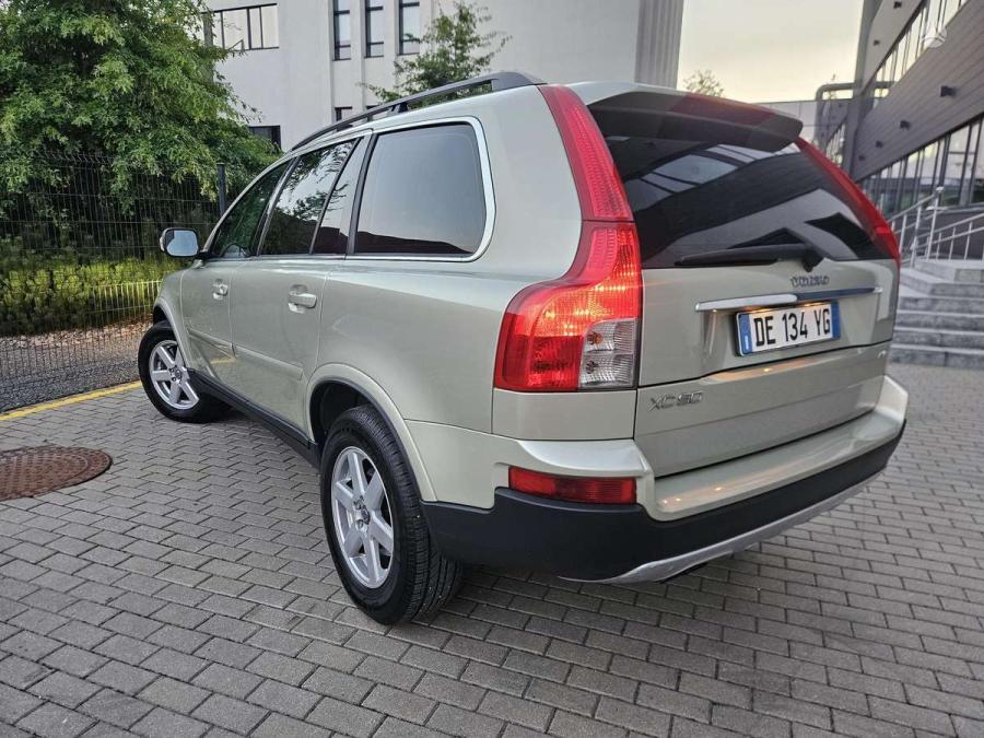 Желтый Вольво ХС90 2006 в Каунас, объемом двигателя 2.40 л и пробегом 310 тыс. км за 5900 €, фото 16 на AUTOMOTO.COM.LV