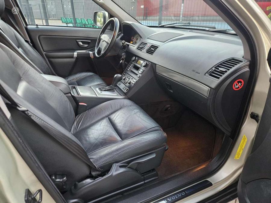 Желтый Вольво ХС90 2006 в Каунас, объемом двигателя 2.40 л и пробегом 310 тыс. км за 5900 €, фото 28 на AUTOMOTO.COM.LV