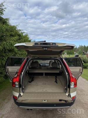 Dzeltens Volvo XC90 2007 Talsi, ar dzinēja tilpumu 3.20 L un nobraukumu 280 tūkst. km par 3700 €, foto 7 vietnē AUTOMOTO.COM.LV