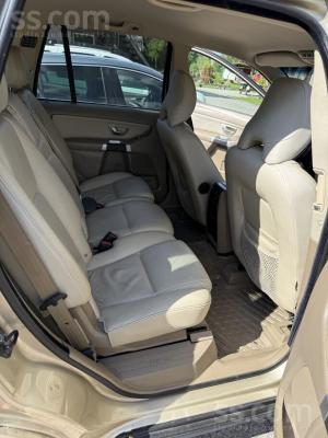 Dzeltens Volvo XC90 2007 Talsi, ar dzinēja tilpumu 3.20 L un nobraukumu 280 tūkst. km par 3700 €, foto 12 vietnē AUTOMOTO.COM.LV