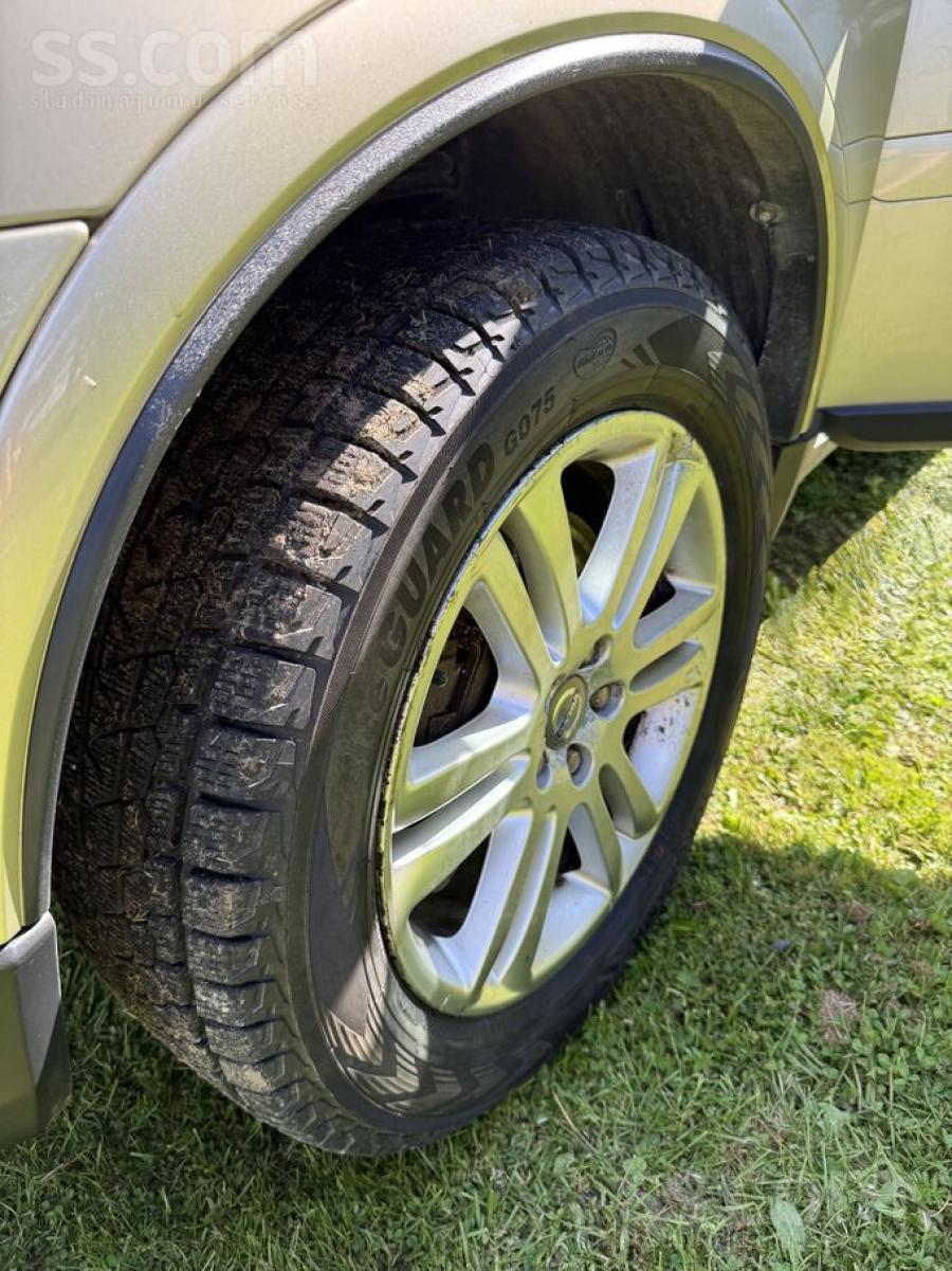 Dzeltens Volvo XC90 2007 Talsi, ar dzinēja tilpumu 3.20 L un nobraukumu 280 tūkst. km par 3700 €, foto 17 vietnē AUTOMOTO.COM.LV