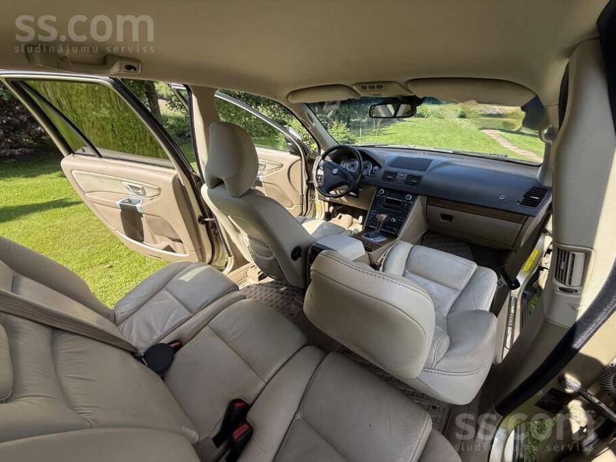 Dzeltens Volvo XC90 2007 Talsi, ar dzinēja tilpumu 3.20 L un nobraukumu 280 tūkst. km par 3700 €, foto 20 vietnē AUTOMOTO.COM.LV