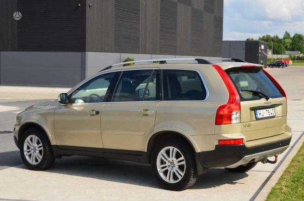 Yellow Volvo XC90 2007 in Siauliai, with an engine capacity of 3.19 L and mileage of 310 thousand km for 4200 €, photo 4 on AUTOMOTO.COM.LV