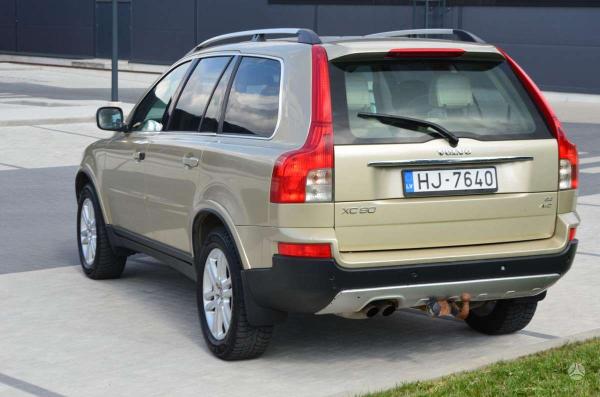 Yellow Volvo XC90 2007 in Siauliai, with an engine capacity of 3.19 L and mileage of 310 thousand km for 4200 €, photo 7 on AUTOMOTO.COM.LV