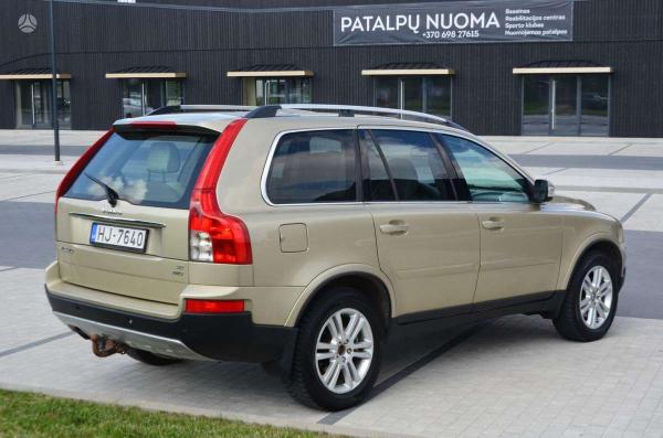 Yellow Volvo XC90 2007 in Siauliai, with an engine capacity of 3.19 L and mileage of 310 thousand km for 4200 €, photo 10 on AUTOMOTO.COM.LV