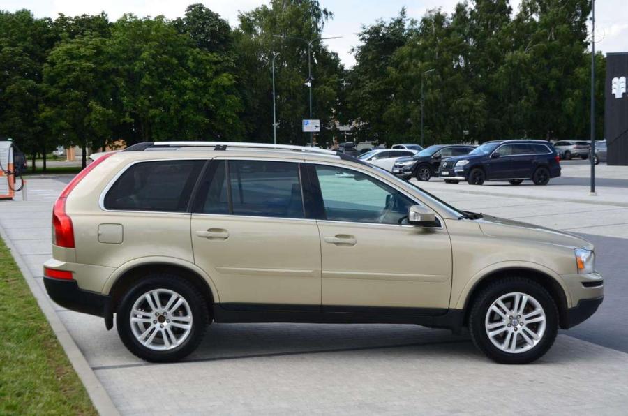 Dzeltens Volvo XC90 2007 Šauļi, ar dzinēja tilpumu 3.19 L un nobraukumu 310 tūkst. km par 4200 €, foto 13 vietnē AUTOMOTO.COM.LV