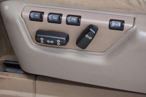 Dzeltens Volvo XC90 2007 Šauļi, ar dzinēja tilpumu 3.19 L un nobraukumu 310 tūkst. km par 4200 €, foto 19 vietnē AUTOMOTO.COM.LV
