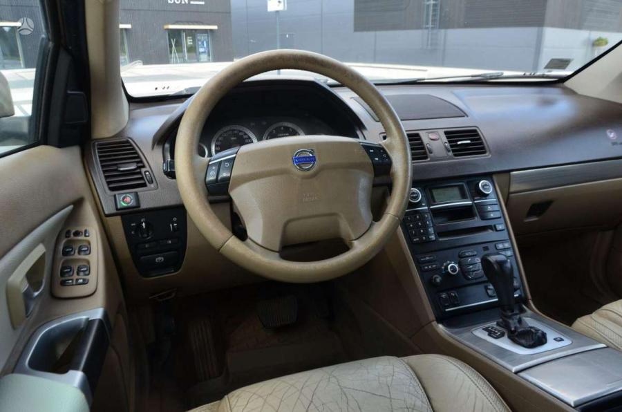 Dzeltens Volvo XC90 2007 Šauļi, ar dzinēja tilpumu 3.19 L un nobraukumu 310 tūkst. km par 4200 €, foto 20 vietnē AUTOMOTO.COM.LV