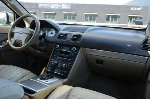 Dzeltens Volvo XC90 2007 Šauļi, ar dzinēja tilpumu 3.19 L un nobraukumu 310 tūkst. km par 4200 €, foto 25 vietnē AUTOMOTO.COM.LV