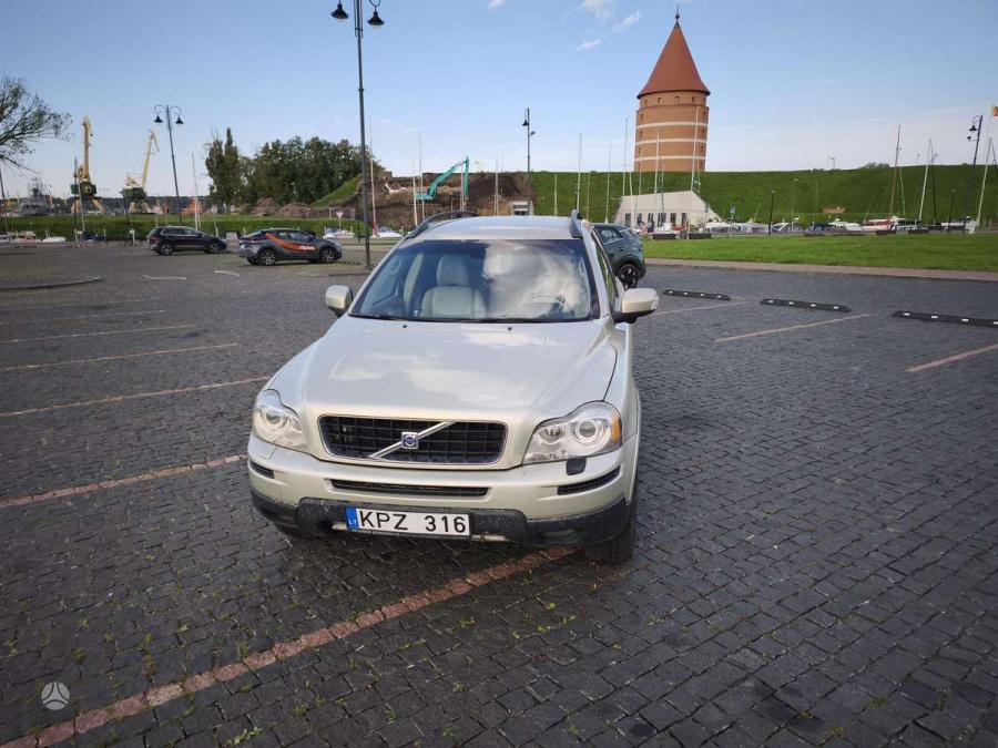 Желтый Вольво ХС90 2007 в Клайпеда, объемом двигателя 3.19 л и пробегом 464 тыс. км за 2000 €, фото 1 на AUTOMOTO.COM.LV