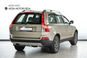 Yellow Volvo XC90 2008 in Riga, with an engine capacity of 2.40 L and mileage of 224 thousand km for 5590 €, photo 3 on AUTOMOTO.COM.LV