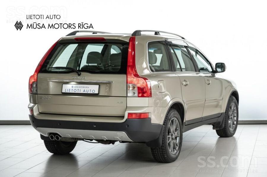 Yellow Volvo XC90 2008 in Riga, with an engine capacity of 2.40 L and mileage of 224 thousand km for 5590 €, photo 3 on AUTOMOTO.COM.LV