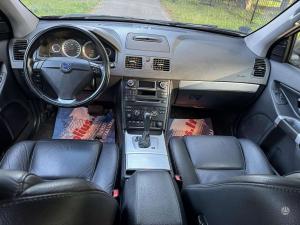Yellow Volvo XC90 2014 in Vilnius, with an engine capacity of 2.40 L and mileage of 258 thousand km for 12700 €, photo 16 on AUTOMOTO.COM.LV