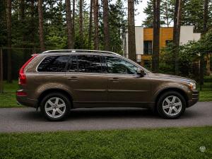 Dzeltens Volvo XC90 2014 Viļņa, ar dzinēja tilpumu 2.40 L un nobraukumu 258 tūkst. km par 12700 €, foto 7 vietnē AUTOMOTO.COM.LV