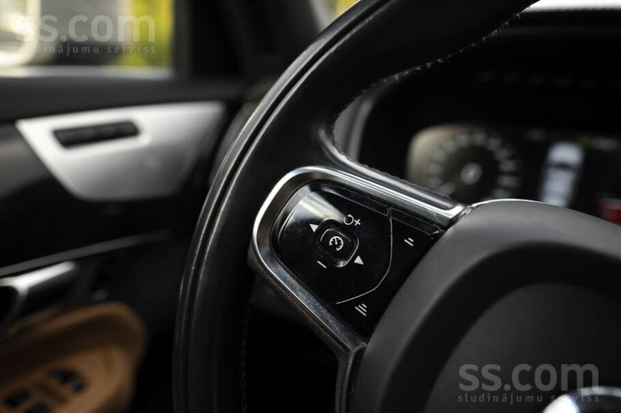 Dzeltens Volvo XC90 2015 Jelgava, ar dzinēja tilpumu 2.00 L un nobraukumu 218 tūkst. km par 24900 €, foto 17 vietnē AUTOMOTO.COM.LV