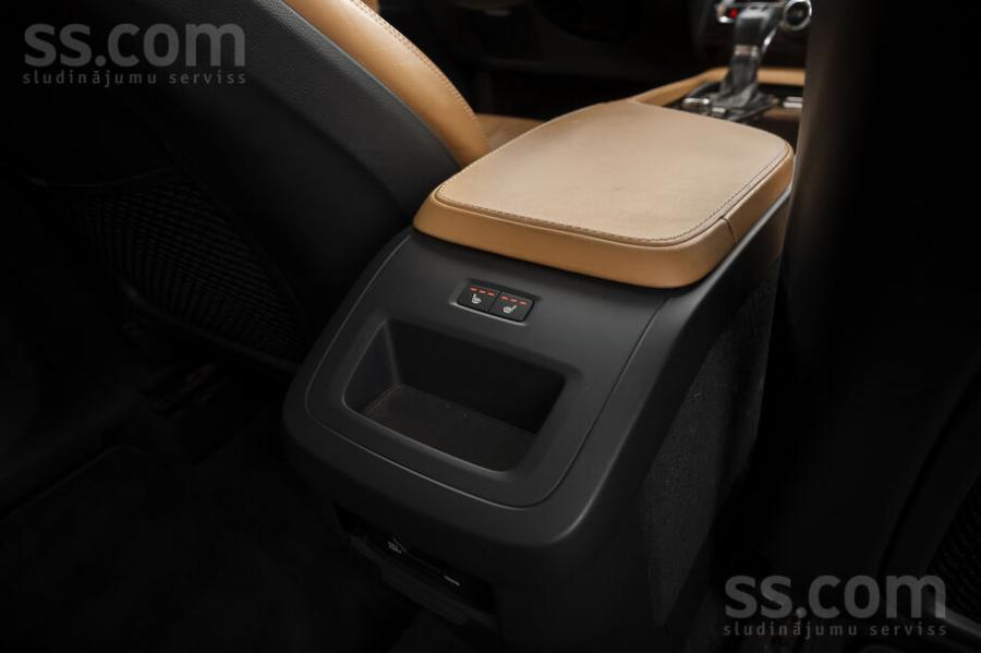 Dzeltens Volvo XC90 2015 Jelgava, ar dzinēja tilpumu 2.00 L un nobraukumu 218 tūkst. km par 24900 €, foto 26 vietnē AUTOMOTO.COM.LV