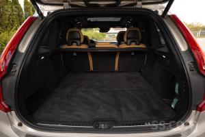 Dzeltens Volvo XC90 2015 Jelgava, ar dzinēja tilpumu 2.00 L un nobraukumu 218 tūkst. km par 24900 €, foto 28 vietnē AUTOMOTO.COM.LV