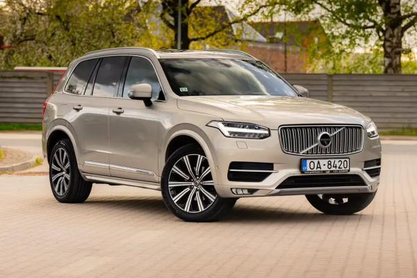 Dzeltens Volvo XC90 2015 Jelgava, ar dzinēja tilpumu 2.00 L un nobraukumu 218 tūkst. km par 24900 €, foto 2 vietnē AUTOMOTO.COM.LV