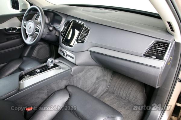 Dzeltens Volvo XC90 2022 Pērnava, ar dzinēja tilpumu 2.00 L un nobraukumu 70 tūkst. km par 54990 €, foto 9 vietnē AUTOMOTO.COM.LV