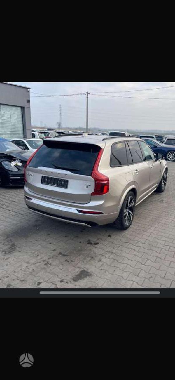 Dzeltens Volvo XC90 2024 Prienai, ar dzinēja tilpumu 1.97 L un nobraukumu 30 tūkst. km par 35999 €, foto 2 vietnē AUTOMOTO.COM.LV