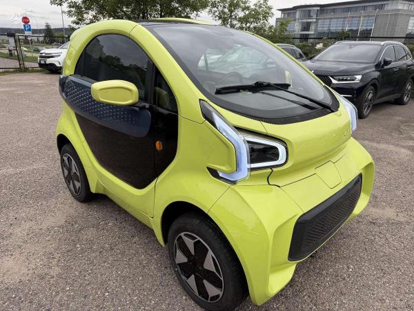 Yellow XEV Yoyo 2022 in Vilnius, with an engine capacity of 0.00 L and mileage of 0 thousand km for 6400 €, photo 2 on AUTOMOTO.COM.LV