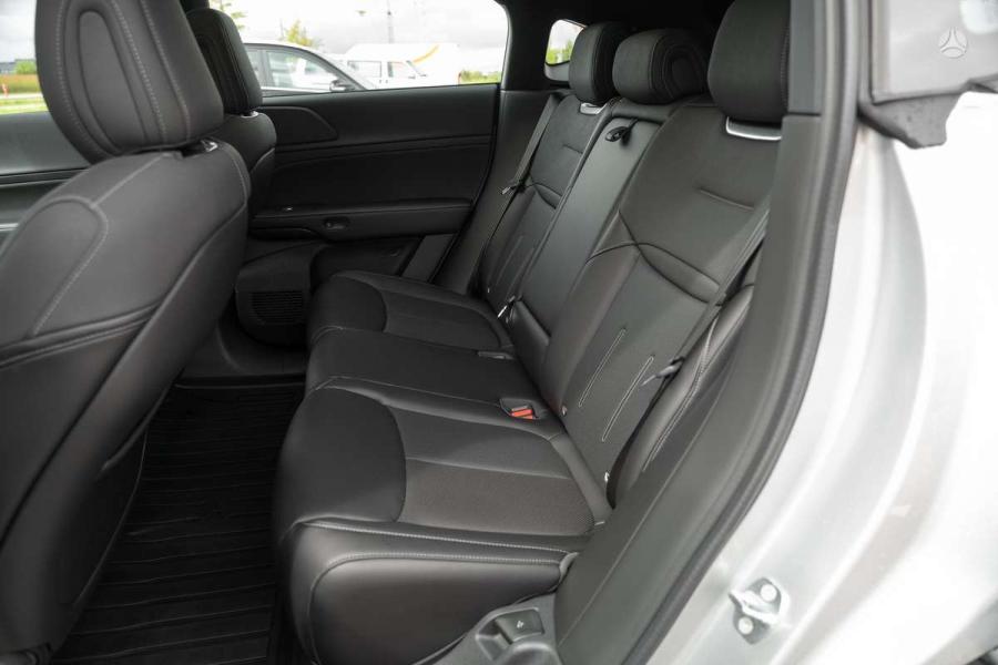 Pelēks Xpeng G6 2025 Viļņa, ar dzinēja tilpumu 0.00 L un nobraukumu 12 tūkst. km par 45000 €, foto 9 vietnē AUTOMOTO.COM.LV