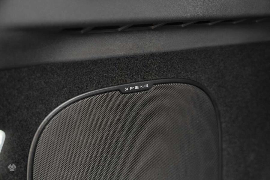 Pelēks Xpeng G6 2025 Viļņa, ar dzinēja tilpumu 0.00 L un nobraukumu 12 tūkst. km par 45000 €, foto 28 vietnē AUTOMOTO.COM.LV