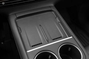 Pelēks Xpeng G6 2025 Viļņa, ar dzinēja tilpumu 0.00 L un nobraukumu 12 tūkst. km par 45000 €, foto 29 vietnē AUTOMOTO.COM.LV