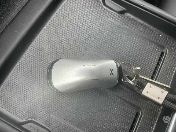 Pelēks Xpeng G6 2025 Viļņa, ar dzinēja tilpumu 0.00 L un nobraukumu 9 tūkst. km par 42222 €, foto 7 vietnē AUTOMOTO.COM.LV