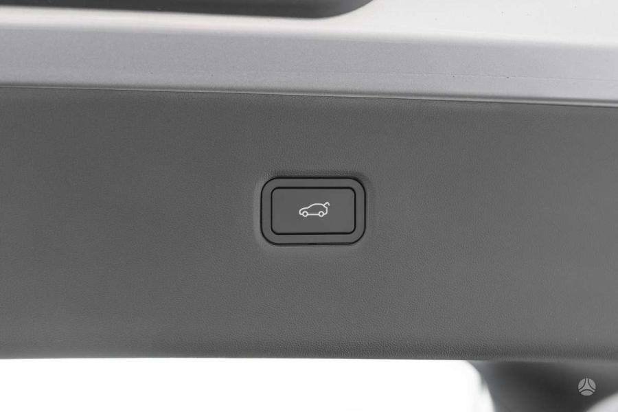 Серый Xpeng G6 2025 в Вильнюс, объемом двигателя 0.00 л и пробегом 13 тыс. км за 39950 €, фото 14 на AUTOMOTO.COM.LV