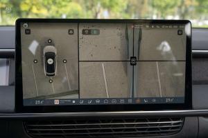 Серый Xpeng G6 2025 в Вильнюс, объемом двигателя 0.00 л и пробегом 13 тыс. км за 39950 €, фото 20 на AUTOMOTO.COM.LV