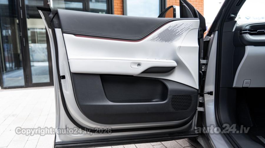 Pelēks Xpeng G6 2026 Tallina, ar dzinēja tilpumu 0.00 L un nobraukumu 3 tūkst. km par 51000 €, foto 10 vietnē AUTOMOTO.COM.LV