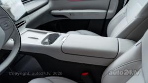 Pelēks Xpeng G6 2026 Tallina, ar dzinēja tilpumu 0.00 L un nobraukumu 3 tūkst. km par 51000 €, foto 21 vietnē AUTOMOTO.COM.LV