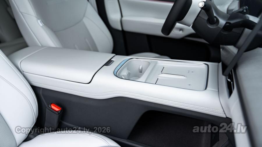 Pelēks Xpeng G6 2026 Tallina, ar dzinēja tilpumu 0.00 L un nobraukumu 3 tūkst. km par 51000 €, foto 22 vietnē AUTOMOTO.COM.LV