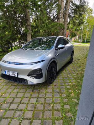 Pelēks Xpeng G6 2025 Tallina, ar dzinēja tilpumu 0.00 L un nobraukumu 30 tūkst. km par 39999 €, foto 3 vietnē AUTOMOTO.COM.LV