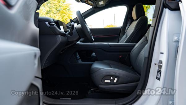 Белый Xpeng G6 2026 в Таллин, объемом двигателя 0.00 л и пробегом 4 тыс. км за 51430 €, фото 10 на AUTOMOTO.COM.LV