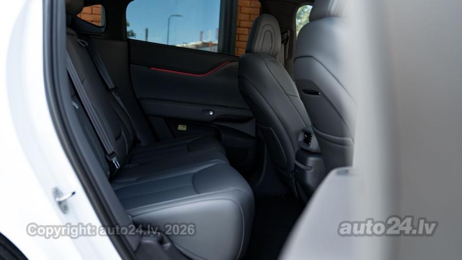 Белый Xpeng G6 2026 в Таллин, объемом двигателя 0.00 л и пробегом 4 тыс. км за 51430 €, фото 23 на AUTOMOTO.COM.LV