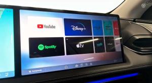 Белый Xpeng G9 2023 в Вильнюс, объемом двигателя 0.00 л и пробегом 85 тыс. км за 45900 €, фото 10 на AUTOMOTO.COM.LV